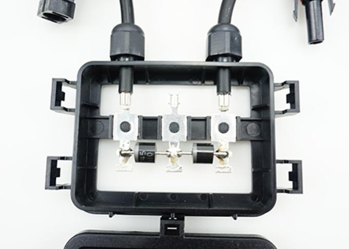 TUV Certified 1000VDC Solar PV Junction Box